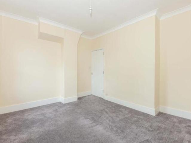 2 bedroom end of terrace house for sale in Cross Street, Worthing, BN11