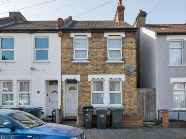 2 Bedroom End Of Terrace House For Sale In Croydon, London