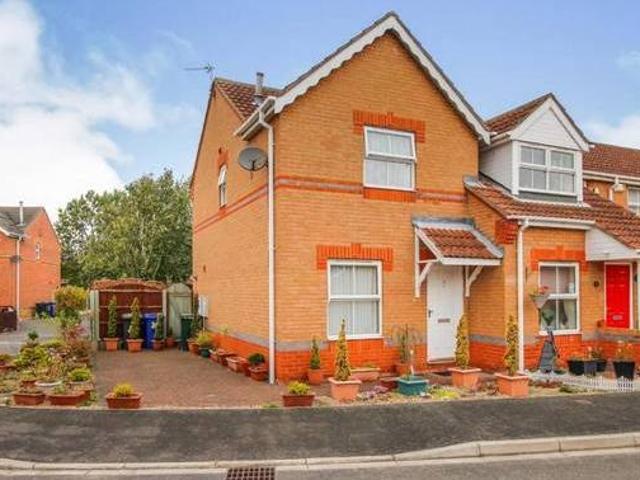 2 bedroom end of terrace house for sale in Ansult Court Bentley Doncaster DN5 DN5
