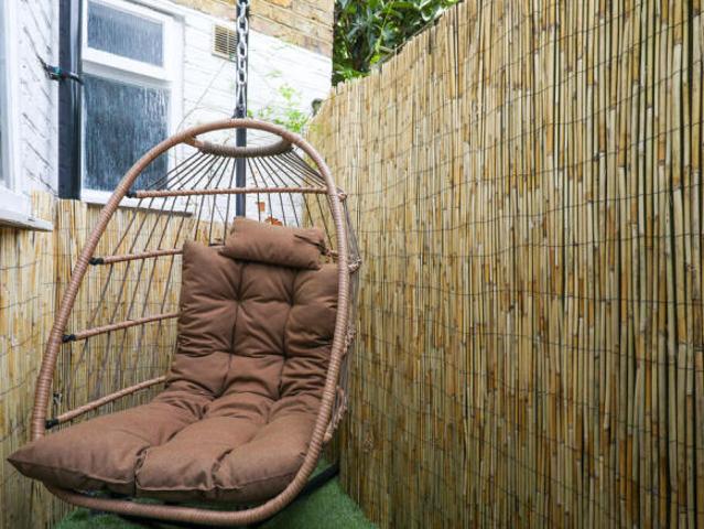 2 bedroom end of terrace house for sale in Albany Passage, Richmond, TW10