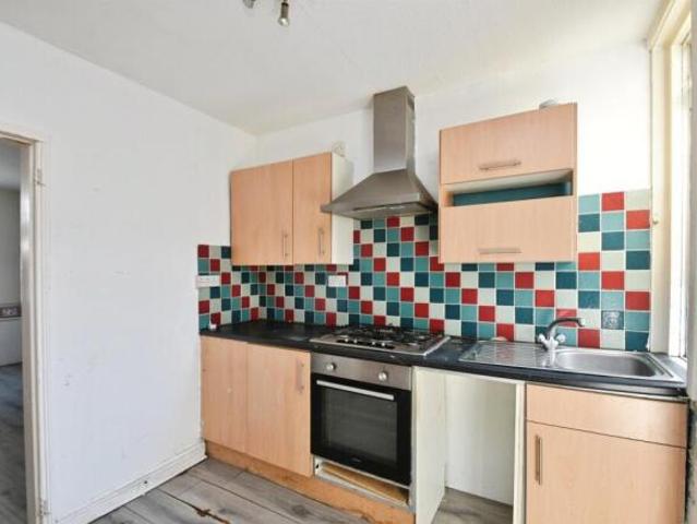2 bedroom end of terrace house for sale in Avenue Place, Harrogate, HG2