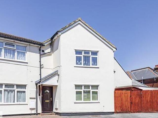 2 Bedroom End Of Terrace House For Sale In Bournemouth