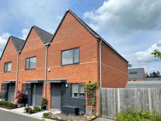 2 Bedroom End Of Terrace House For Sale In Bordon, Hampshire