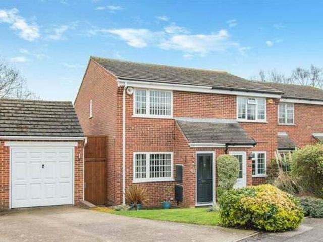 2 bedroom end of terrace house for sale in Baywell Leybourne ME19 5QQ ME19