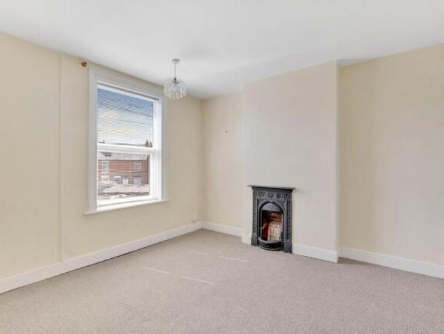 2 bedroom end of terrace house for sale in Bannerman Road, Nottingham, NG6