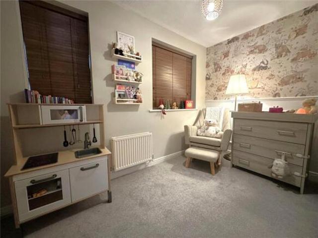 2 bedroom end of terrace house for sale in Barbel Avenue, Basingstoke, Hampshire, RG21