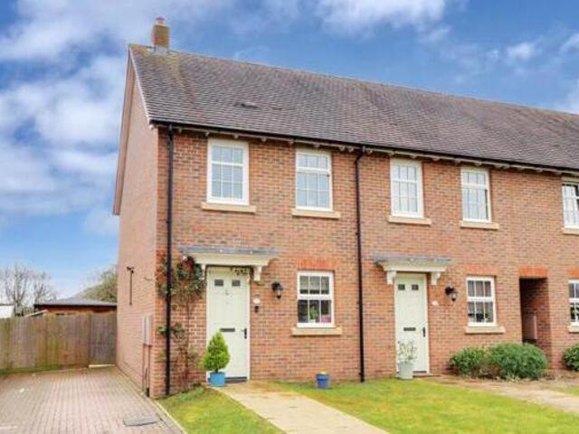 2 Bedroom End Of Terrace House For Sale In Basingstoke