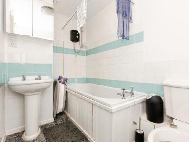 2 bedroom end of terrace house for sale in Beckside Court, Millbrook Street, Gloucester, Gloucestershire, GL1