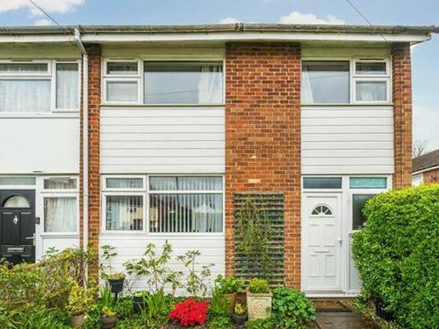 2 Bedroom End Of Terrace House For Sale In Berkshire