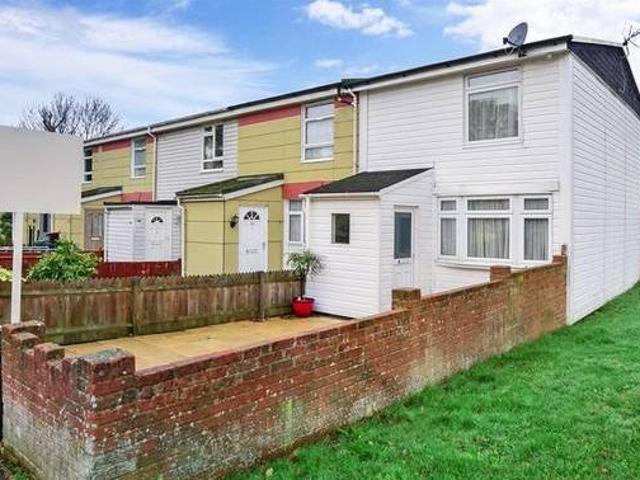2 bedroom end of terrace house for sale in Bicknor Road Maidstone Kent ME15