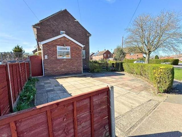 2 bedroom end of terrace house for sale in Blankney Crescent, Lincoln LN2
