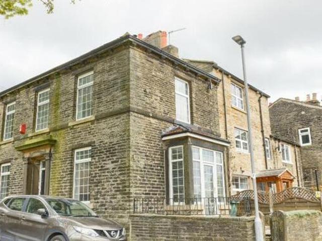 2 Bedroom End Of Terrace House For Sale In Bradford, West Yorkshire