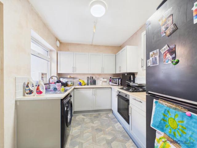 2 bedroom end of terrace house for sale in Brazil Street, Hull, HU9