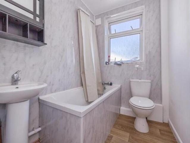 2 bedroom end of terrace house for sale in Brookfield Road, Portsmouth, PO1