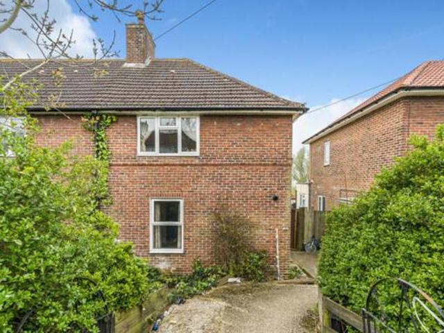 2 Bedroom End Of Terrace House For Sale In Bromley