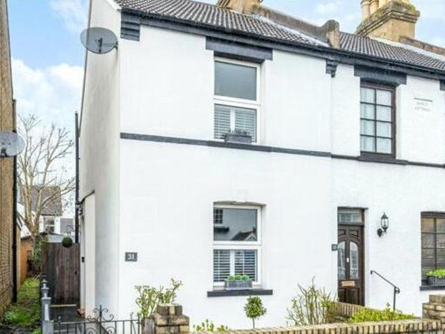 2 Bedroom End Of Terrace House For Sale In Bromley
