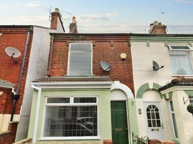 2 Bedroom End Of Terrace House For Sale In Gorleston