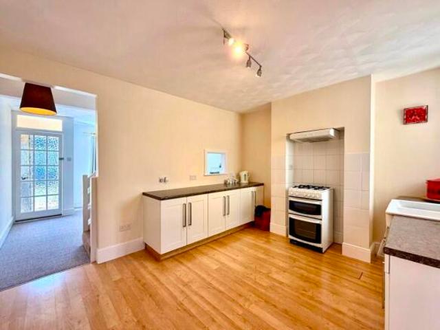 2 bedroom end of terrace house for sale in Gorse Hill, Swindon, SN2