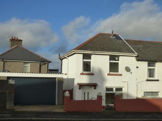 2 Bedroom End Of Terrace House For Sale In Gardners Lane