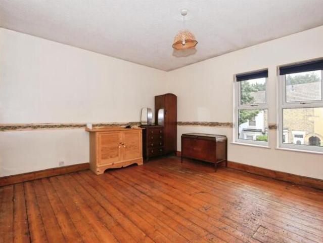 2 bedroom end of terrace house for sale in George Street, Peterborough, PE2