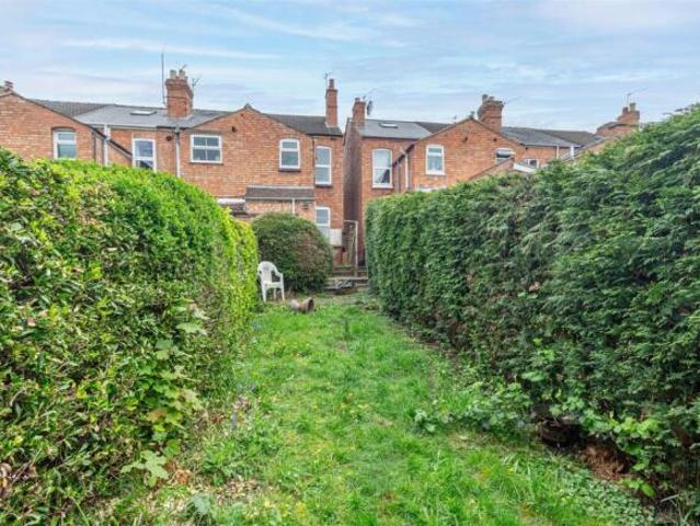 2 bedroom end of terrace house for sale in Gillam Street, Worcester, WR3