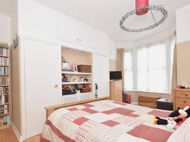2 bedroom end of terrace house for sale in Gladys Avenue Portsmouth Hampshire PO2