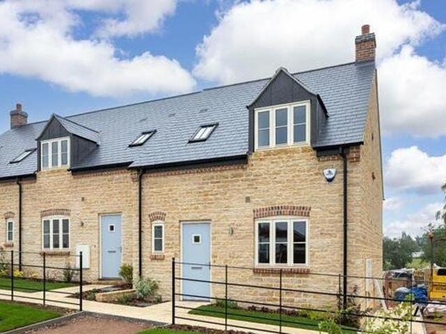 2 Bedroom End Of Terrace House For Sale In Glapthorn, Northamptonshire