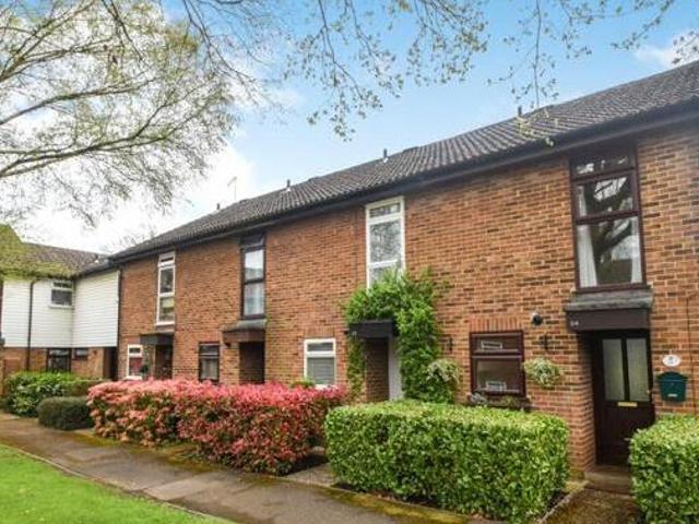 2 Bedroom End Of Terrace House For Sale In Guildford, Surrey
