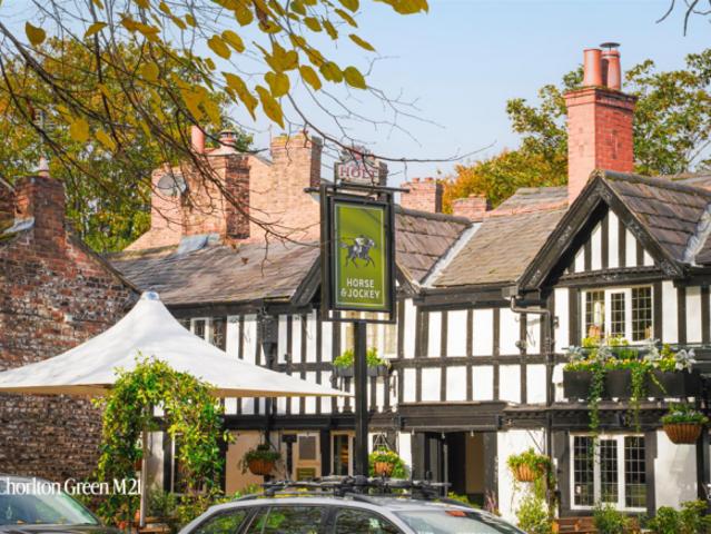 2 bedroom end of terrace house for sale in Dovecote Mews, Chorlton Green, M21