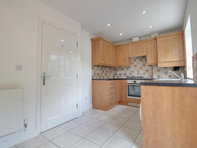 2 bedroom end of terrace house for sale in Dowland Close, Swindon, SN25