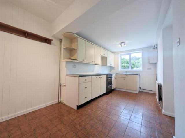 2 bedroom end of terrace house for sale in Dalton Fold Road, Huddersfield, HD5