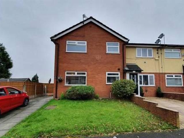 2 bedroom end of terrace house for sale in Danby Road Hyde SK14