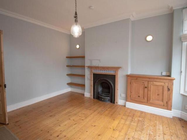 2 bedroom end of terrace house for sale in Danvers Road, West End, LE3