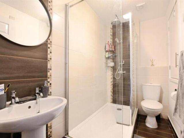 2 bedroom end of terrace house for sale in Darnholm Court, Howdale Road, Hull, HU8