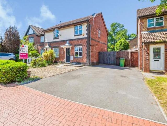 2 bedroom end of terrace house for sale in De Havilland Road, Pengam Green, Cardiff, CF24