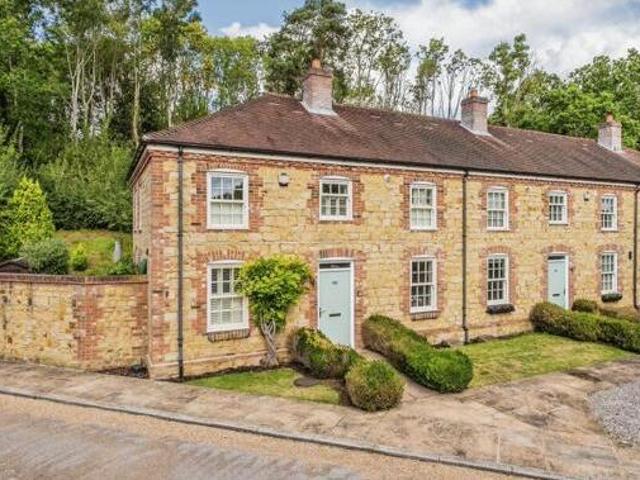2 Bedroom End Of Terrace House For Sale In Easebourne, Midhurst