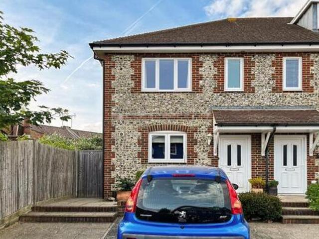 2 Bedroom End Of Terrace House For Sale In East Preston
