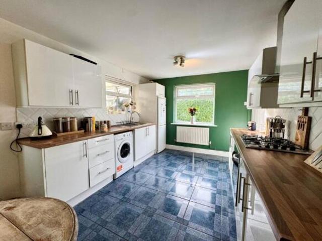 2 bedroom end of terrace house for sale in Edgefold Road, Southdene, L32