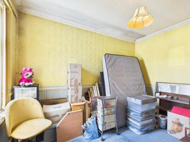 2 bedroom end of terrace house for sale in Eldon Road, Worthing, BN11
