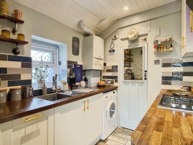 2 bedroom end of terrace house for sale in Epple Road, Birchington, CT7