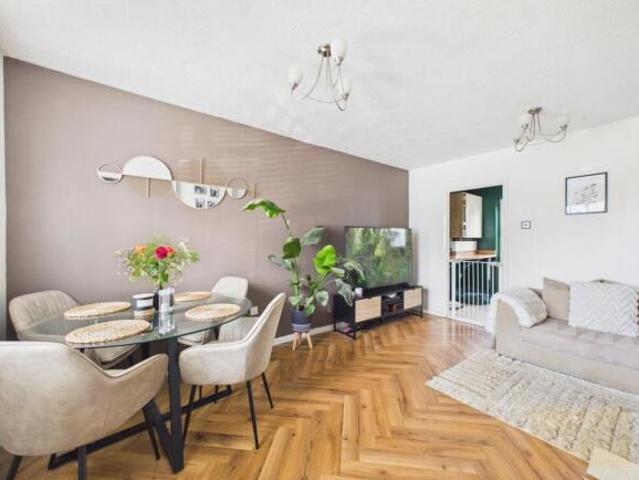 2 bedroom end of terrace house for sale in Foxglove Close, Abbeymead, Gloucester, GL4