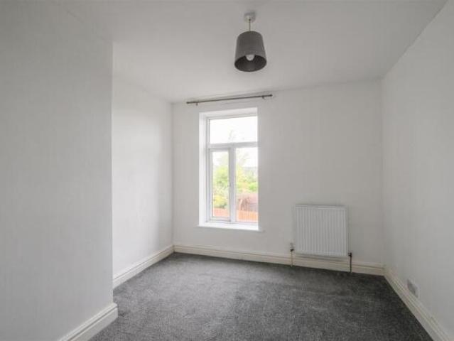 2 bedroom end of terrace house for sale in Ford, Queensbury, Bradford, BD13