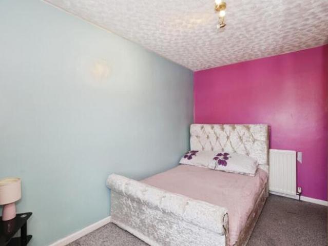 2 bedroom end of terrace house for sale in Fifth Avenue, York, YO31