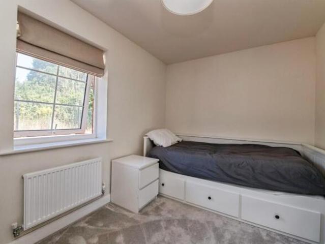 2 bedroom end of terrace house for sale in Finch Close, Alphington, Exeter, EX2
