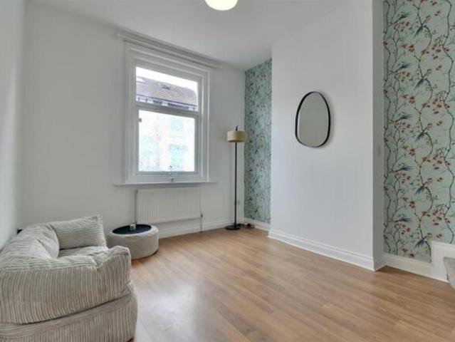 2 bedroom end of terrace house for sale in Frensham Road, Southsea, PO4