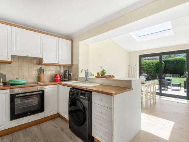 2 bedroom end of terrace house for sale in Kenneth Close, Leckhampton, Cheltenham, Gloucestershire, GL53