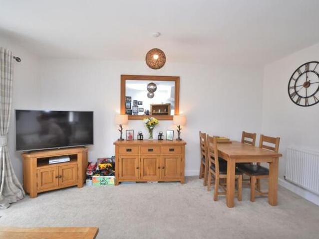 2 bedroom end of terrace house for sale in Kensington Close, Northampton, NN2