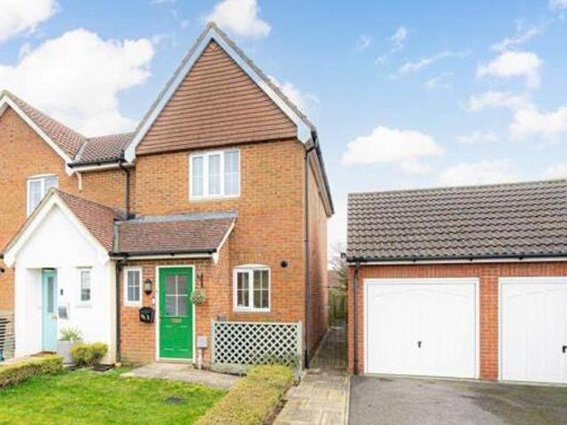 2 Bedroom End Of Terrace House For Sale In Kingsnorth