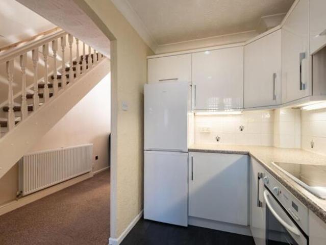 2 bedroom end of terrace house for sale in Howdale Road, Hull, HU8