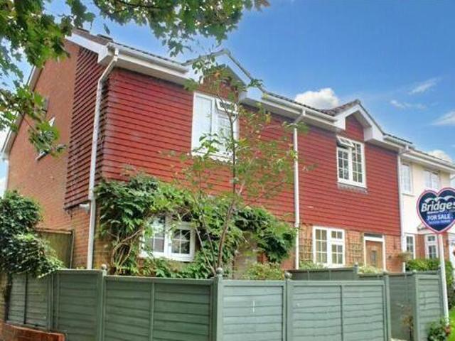 2 Bedroom End Of Terrace House For Sale In Hook, Hampshire